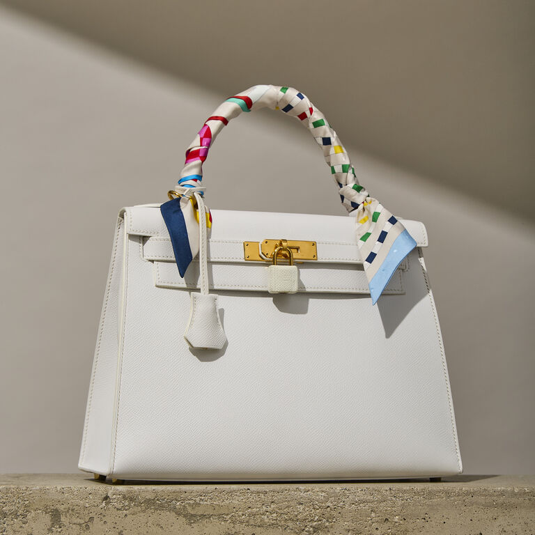 A Postcard from Hermès